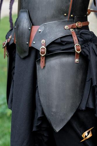 Renegade - Mørk Metal - Tassets | Faraos Webshop